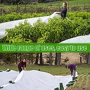 Plant Covers Freeze Protection,10x30ft 1.02oz Frost Cloth Blanket Floating Row Cover Garden Fabric for Winter Vegetables Outdoor Plants and Sun Cold Weather Pest Protection