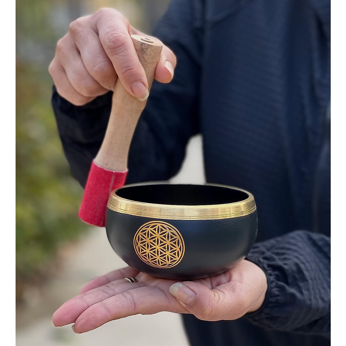 Tibetan Flower Of Life Singing Bowl Mallet Cushion Set ~ For Meditation, Yoga, Spiritual Healing and Mindfulness ~ Medium (Black)