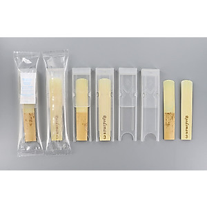 Reedsman Traditional Bb Clarinet Reeds, Includes 10 Plus 2 Total 12 Pack Reeds With Individual Reed Holders and One Mini Harmonica. (Strength 3.0)