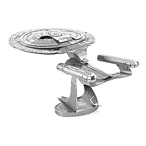 Fascinations Metal Earth Star Trek USS Enterprise NCC-1701D 3D Metal Model Kit