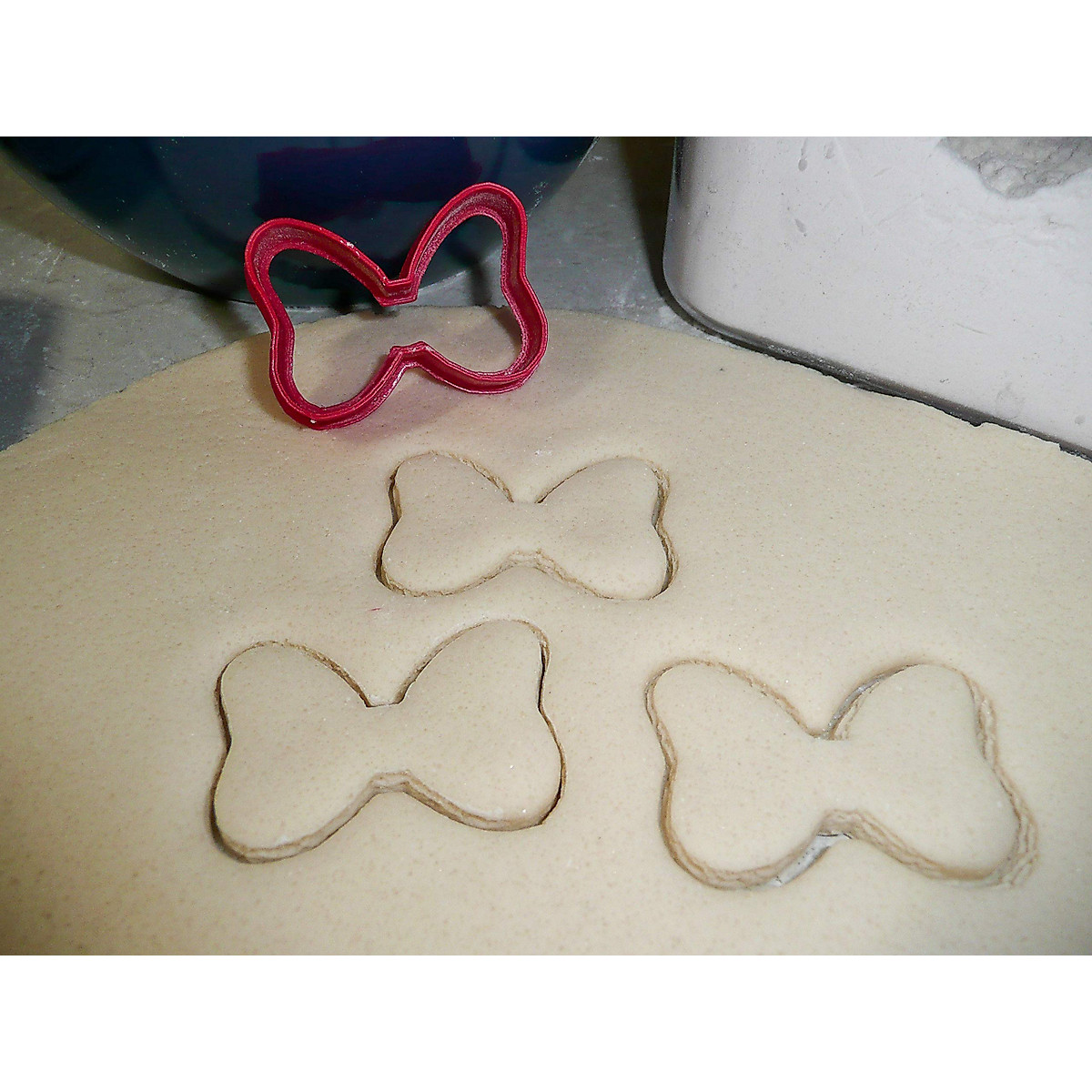 MINNIE MOUSE AND HER BOW CARTOON CHARACTER SET OF 2 SPECIAL OCCASION COOKIE CUTTERS 3D PRINTED MADE IN USA PR1539
