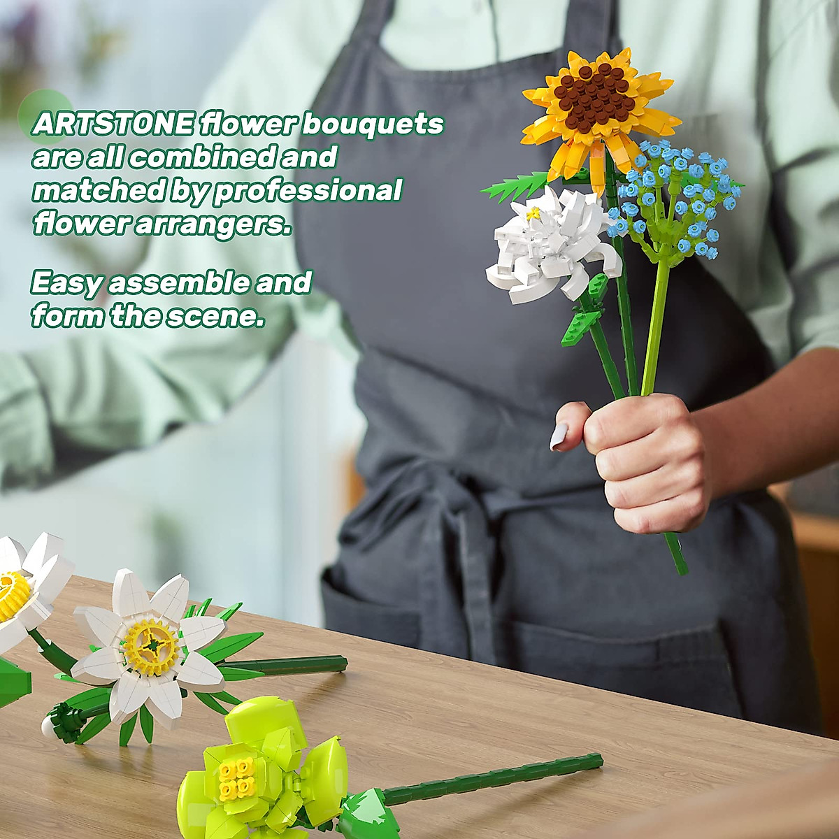 Flower Bouquet Building Kit 697PCS Toy Building Block Sets Artificial Flowers Botanical Collection New 2022 for Adults Kids Girls,Christmas Thanksgiving Day Gifts