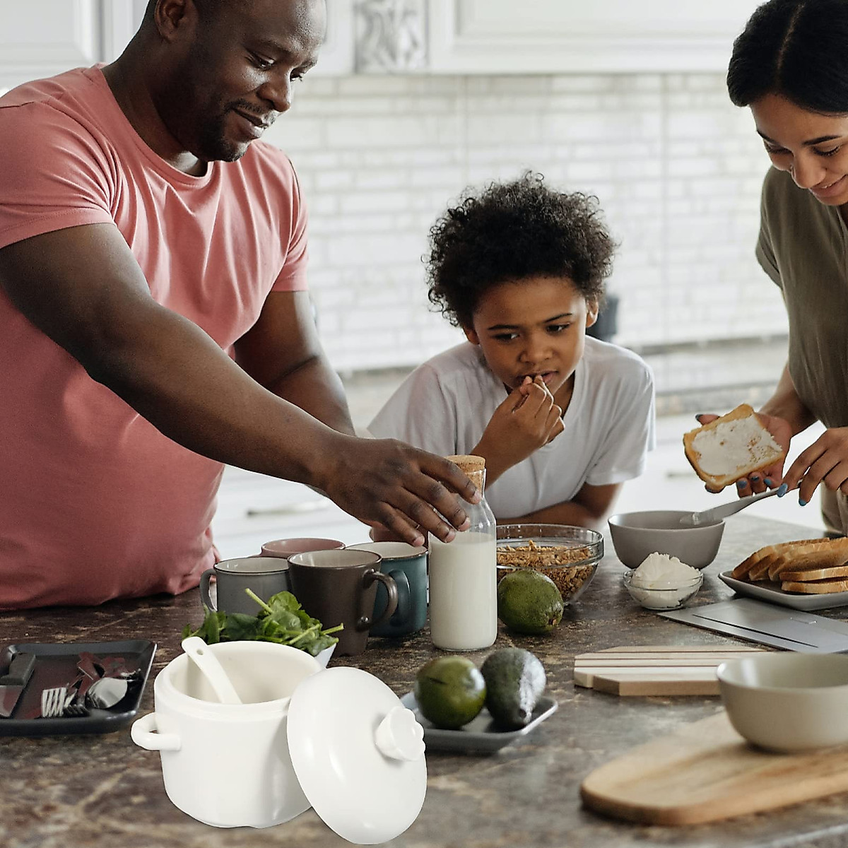 Hemoton Large Soup Mugs Ceramic Soup Bowl with Lid 460ml Onion Soup Crock Chili Bowls Soup Dish Stewing Pot Custard Bowl Cup with Handles and Lid For Soups Stews Cereal White Ceramic Soup Bowl