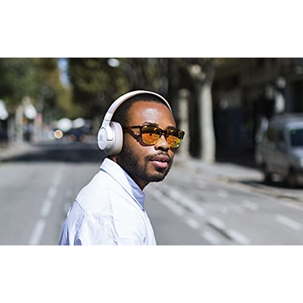 JBL TUNE 750BTNC - Wireless Over-Ear Headphones with Noise Cancellation - White