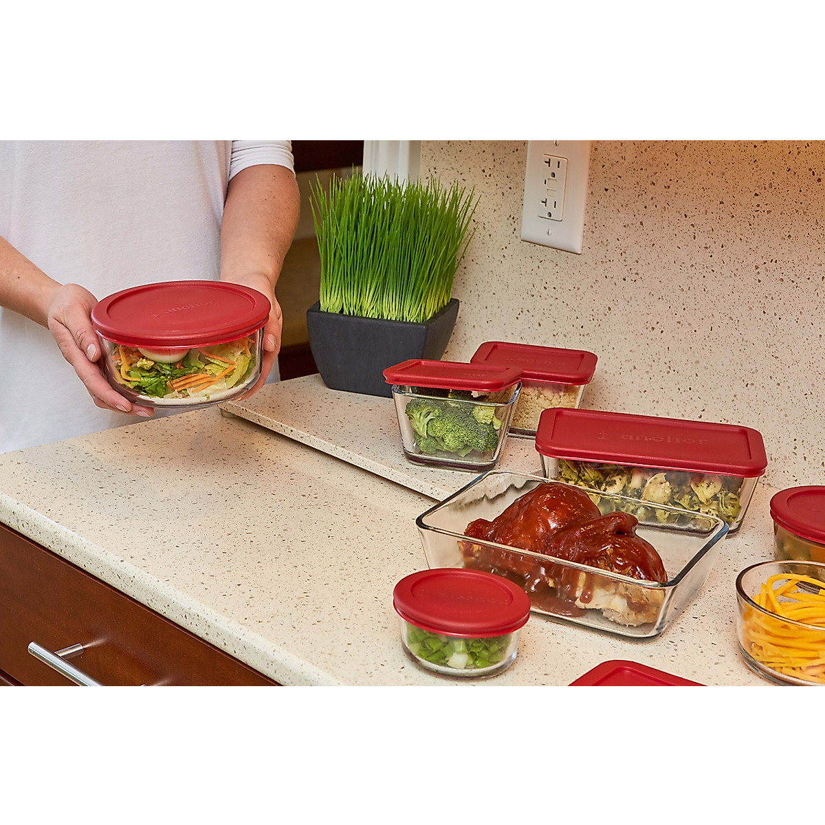 Anchor Hocking Classic Glass Food Storage Containers with Lids, Red, 16-Piece Set