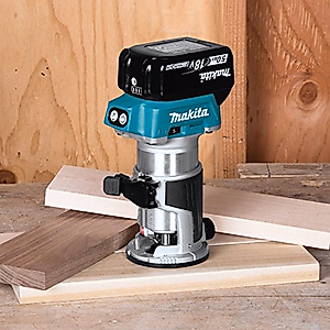 Makita XTR01T8J 18V LXT® Lithium-Ion Brushless Cordless Compact Router Starter Kit (5.0Ah)
