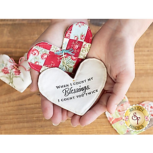 Shabby Fabrics Patchwork Heart Pocket Prayer Quilt Panel (Natural)