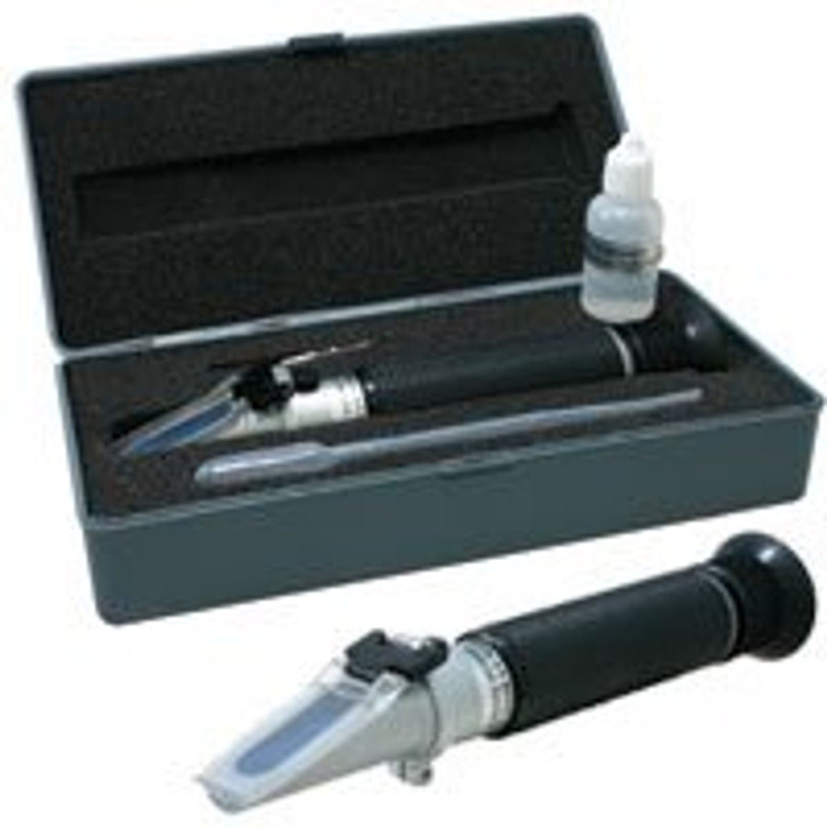 Sybon Refractometer with Automatic Temperature Compensation