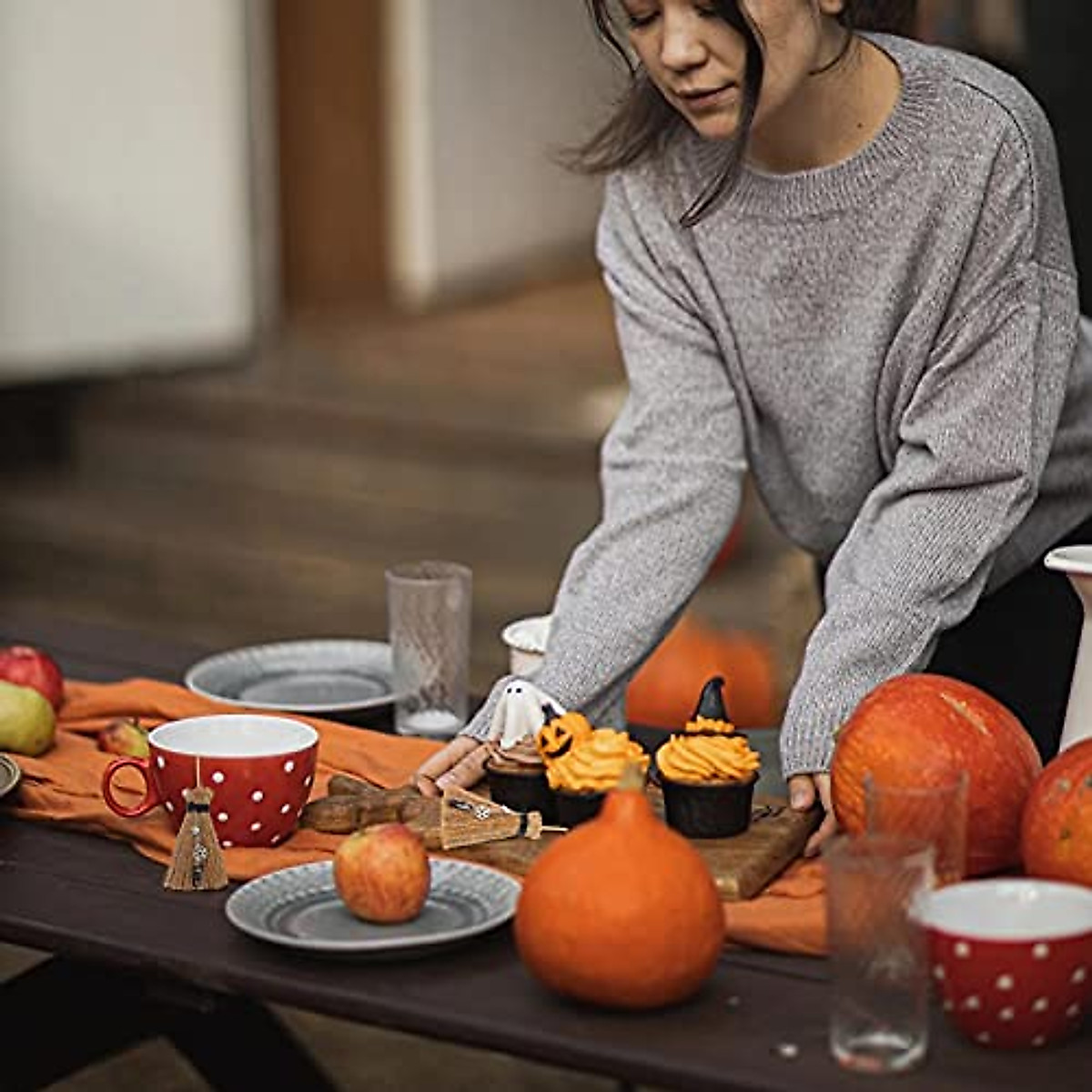 BESTOYARD 1pc Broom Pendant Small Wizard Broom Witches Accessories Halloween Brooms Pendants Halloween Straw Brooms Wood Witch Broom Halloween Broomstick Branch The Witch Pentagram Crystal