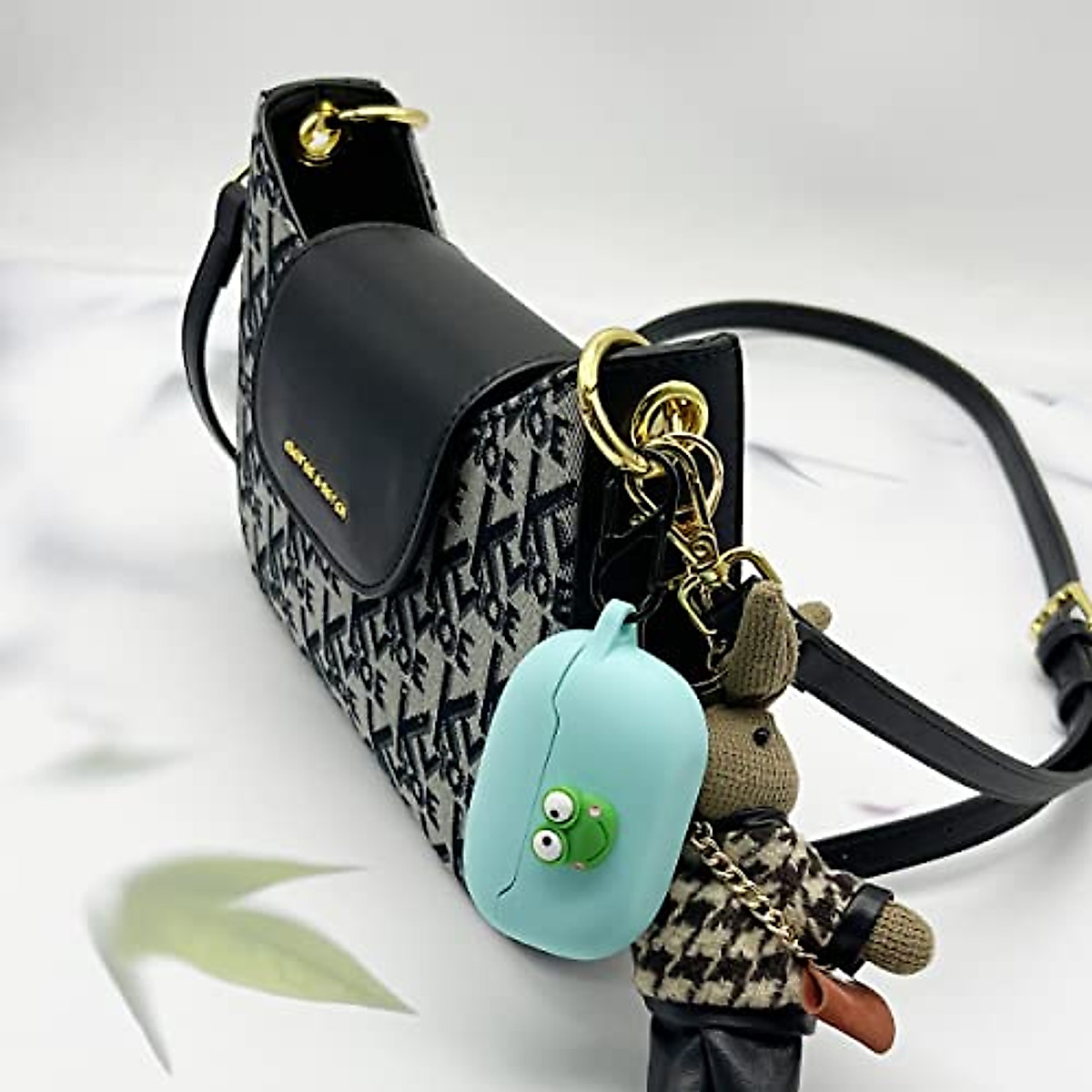 Cute Case for JBL Endurance Race Earbuds;Seadream 3D Cartoon Frog Kawaii Earphones Skin Cover, Protective Carrying Case with Keychain Hook (Frog)