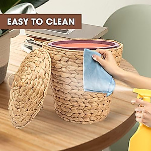 TREVIETDECOR Wicker Trash Can with Lid in Bedroom, Bathroom | Trash Can in Office | Boho Woven Wicker Waste Basket