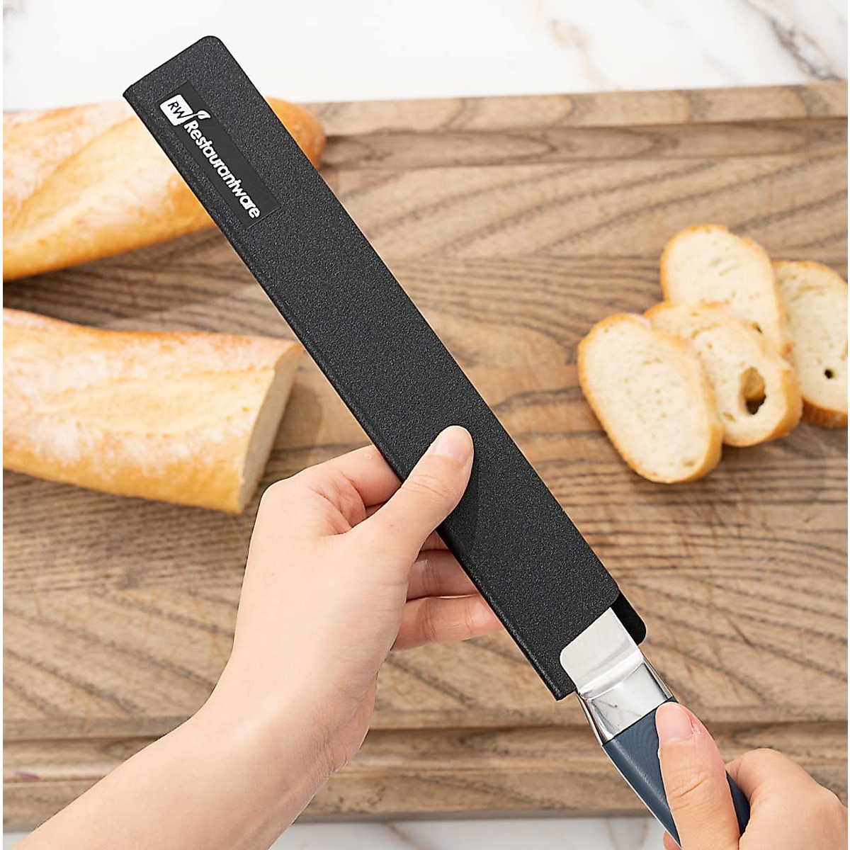 Restaurantware Sensei 10 x 1.5 Inch Knife Sleeve, 1 BPA-Free Knife Protector - Fits Bread Knife, Felt Lining, Black Plastic Knife Blade Guard, Durable, Cut-Proof