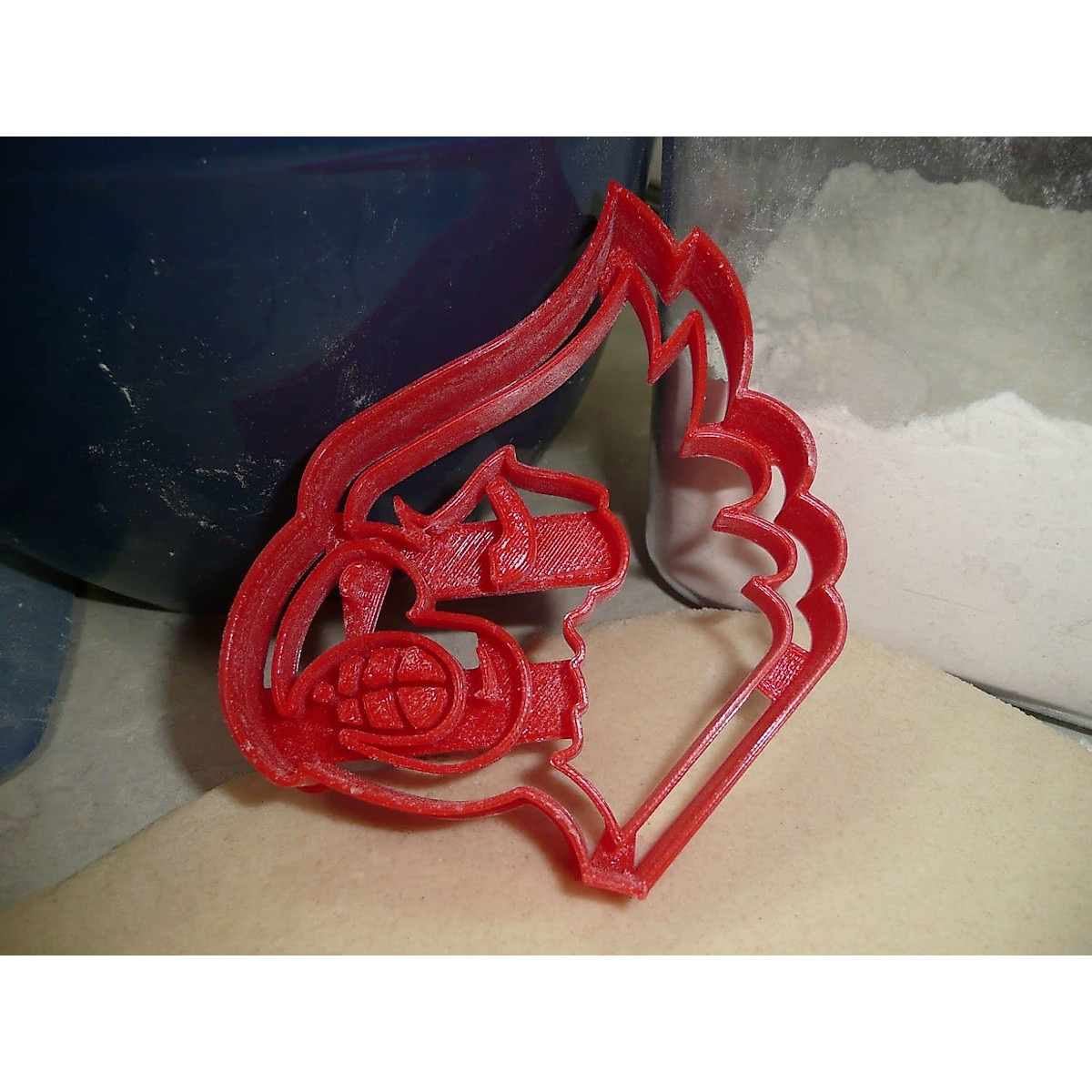 YNGLLC CARDINAL HEAD RED BIRD FACE DETAILED COOKIE CUTTER MADE IN USA PR4603