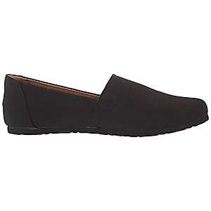 Amazon Essentials Women's Casual Slip-On Canvas Flat, Black, 8