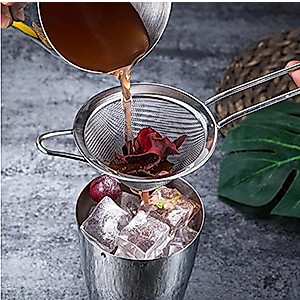 Kafoor Set of 2 Stainless Steel Mesh Strainers for Kitchen - 6.3 inch Large Fine Mesh Strainer & 3.3 inch Small Strainer Fine Mesh - Ideal to Sieve Pasta Noodles, Quinoa, Tea, Coffee, Juices, Flour