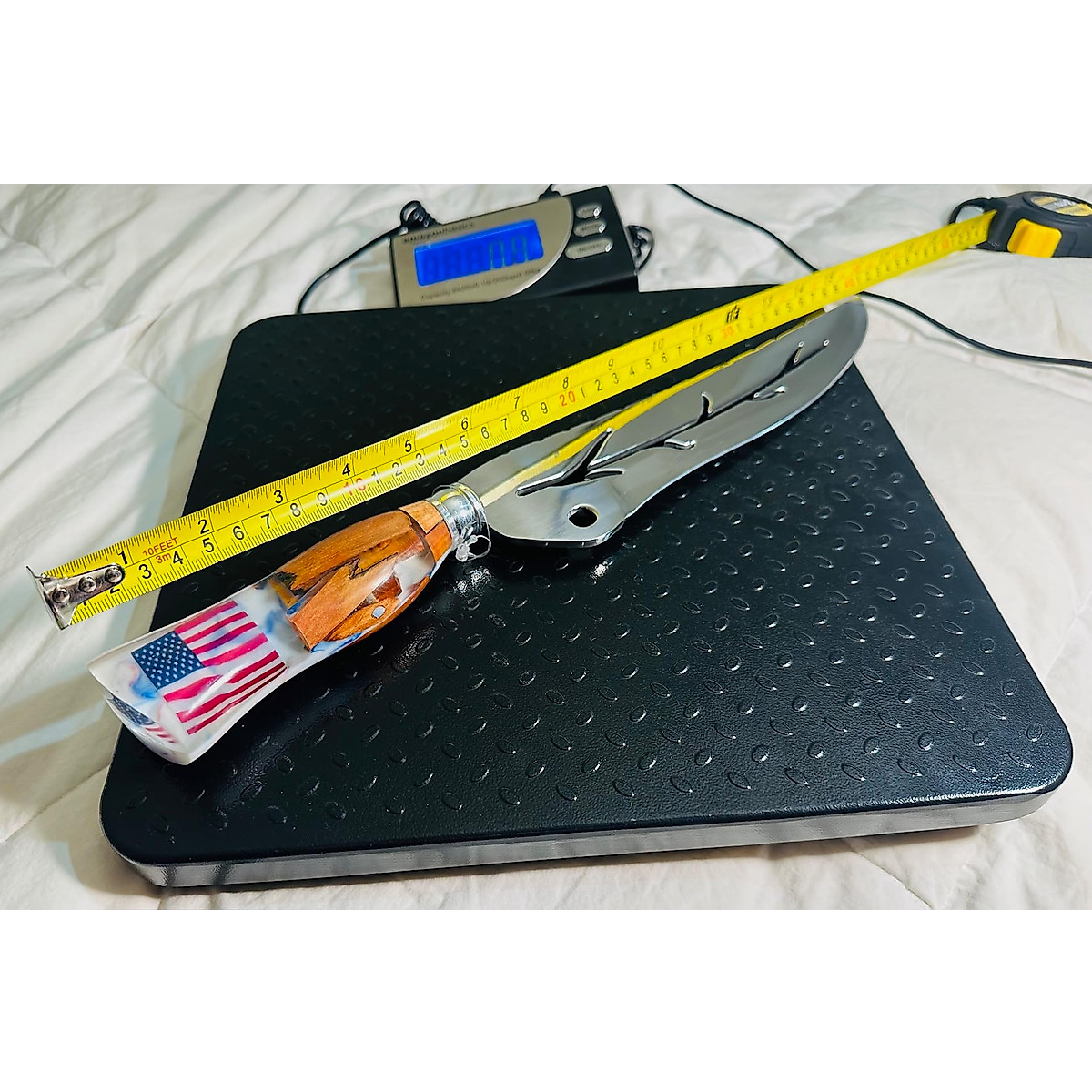 Silver Knife - Blade work of art - Made in Brazil - American Style Handle