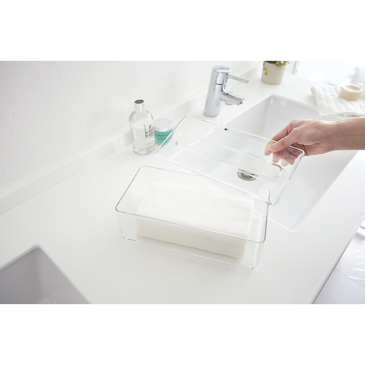 YAMAZAKI home 2334 Tissue Box Holder-Dispenser and Organizer, One Size, Clear