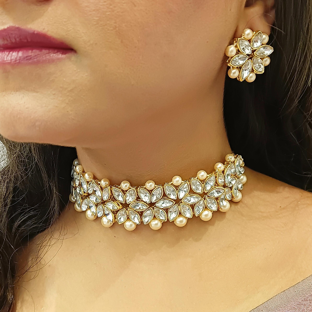 Efulgenz Crystal Pearl Choker Necklace Indian Jewelry Sets for Women Indian Jewelry Faux Pearl Floral Crystal Choker Necklace Stud Earrings Bollywood Wedding Choker Necklace for Women