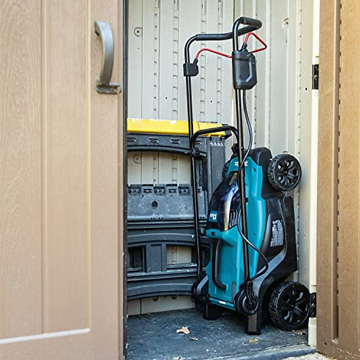 Makita XML12SM1 18V LXT® Lithium-Ion Cordless 13" Lawn Mower Kit (4.0Ah)