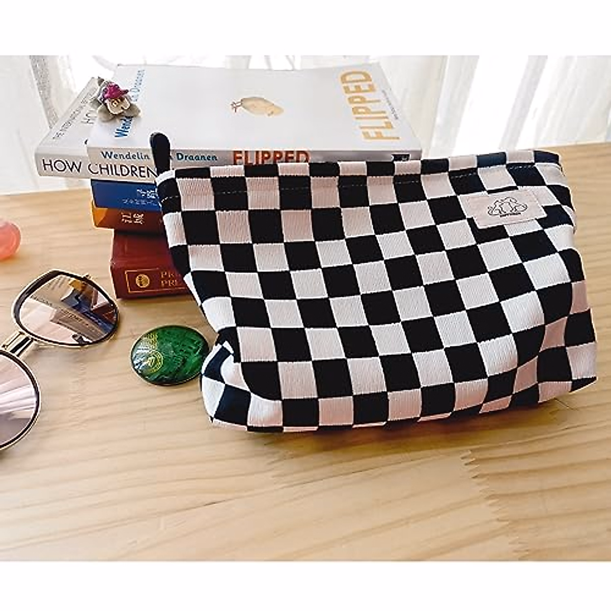 HAPPYHEIDI Women Checkered Corduroy Makeup Bag Cosmetic Pouch Purse Organiser, Canvas Lining, Cute Black White