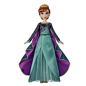Disney Frozen 2 Frozen Finale Set, Anna, Elsa, Kristoff, Olaf, Sven Dolls with Fashion Doll Clothes and Accessories, Toy for Kids 3 and Up (Amazon Exclusive)
