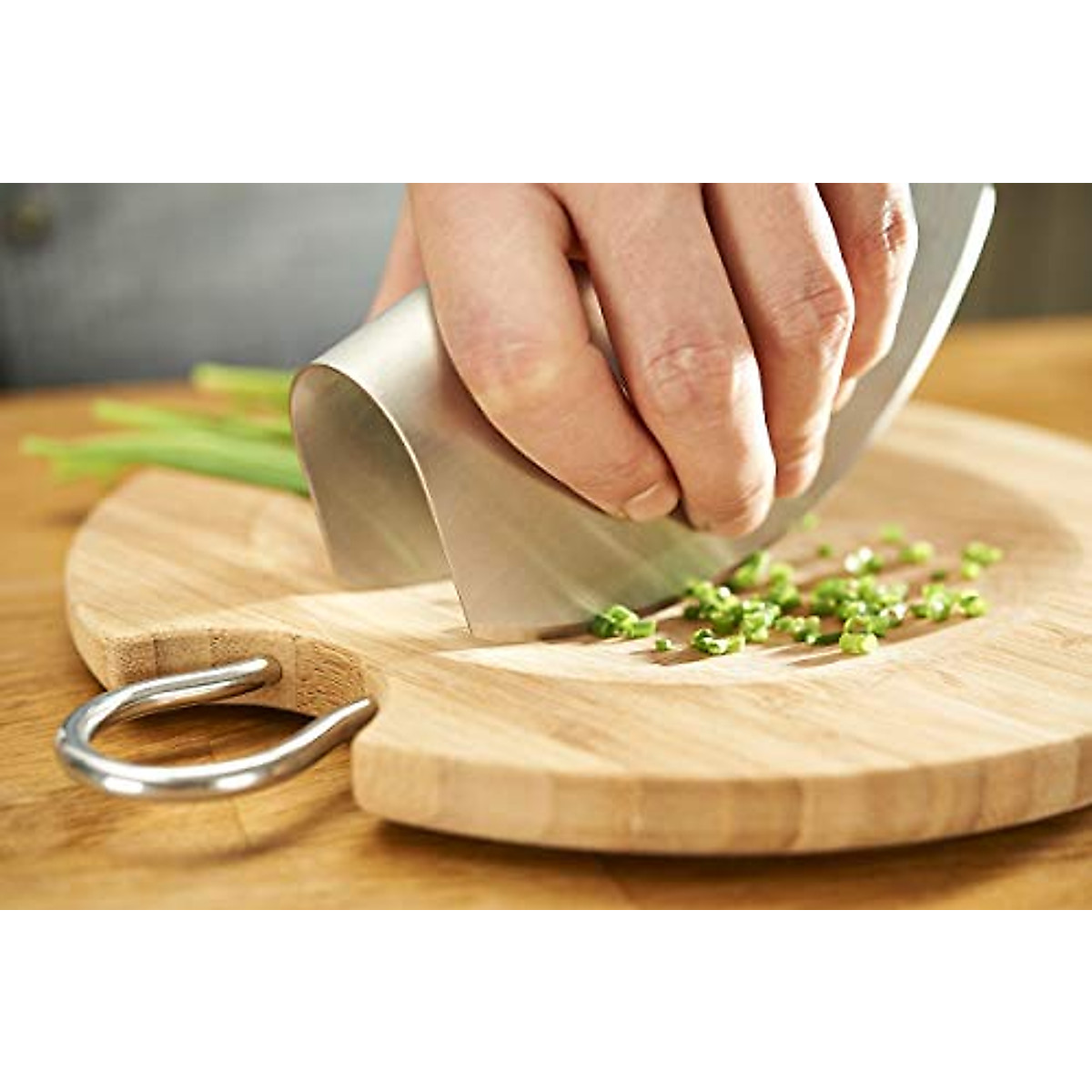 Rösle Stainless Steel Herb Grinder with Bamboo Board