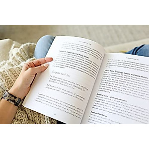 Strength in the Struggle: A Bible Study Workbook for Women on Letting Go of Fear and Anxiety