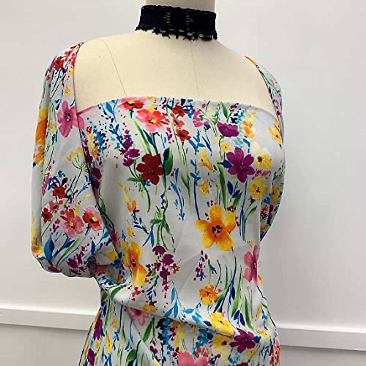 Texco Inc Wool Dobby Botanical Meadow Pattern/100% Poly No Stretch Floral Prints Woven Decoration Apparel Home/DIY Fabric, Pale Blue Pink 10 Yards