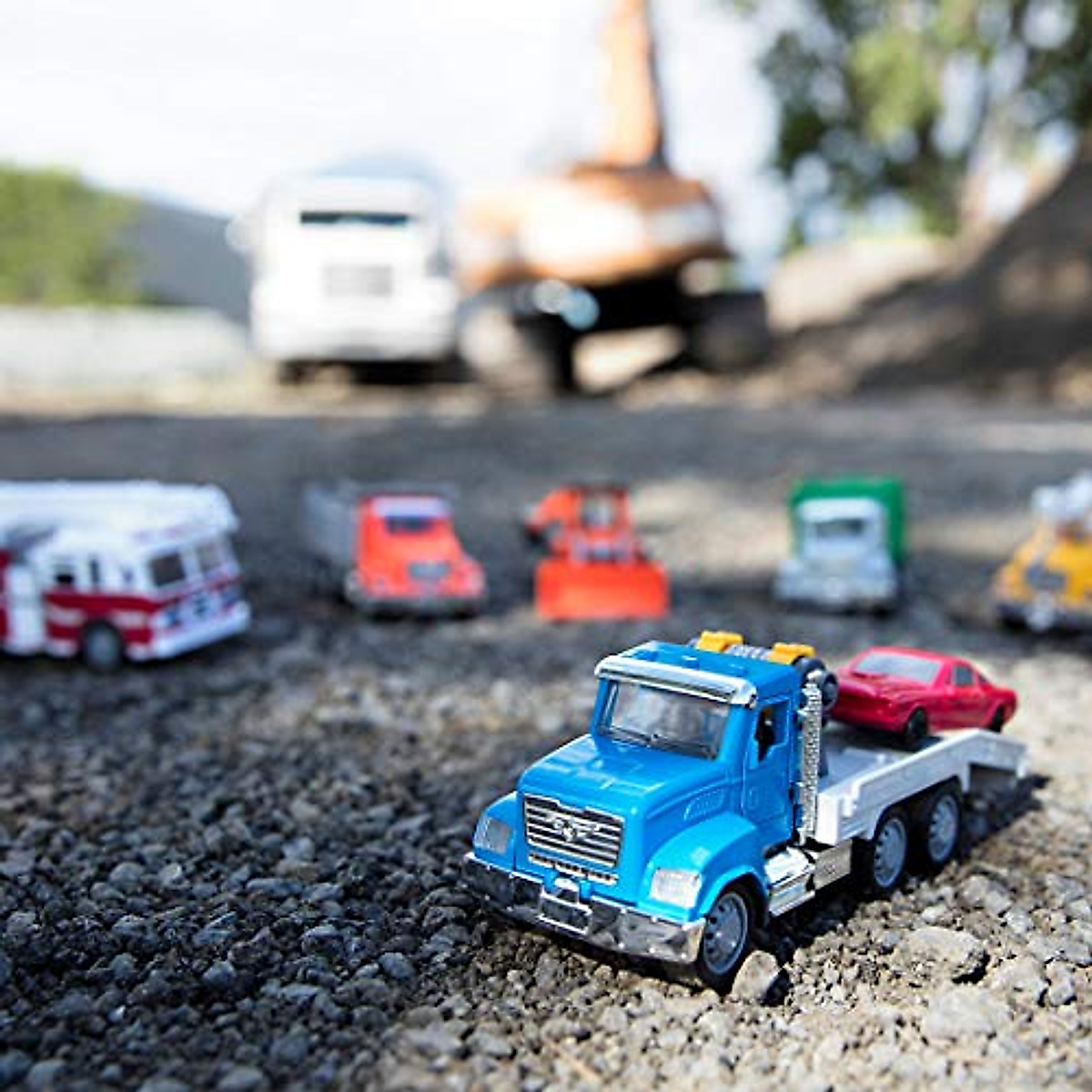 Driven by Battat – Toy Tow Truck For Kids – City Vehicle Toy – Lights & Sounds – Movable Parts – 3 Years + – Micro Tow Truck