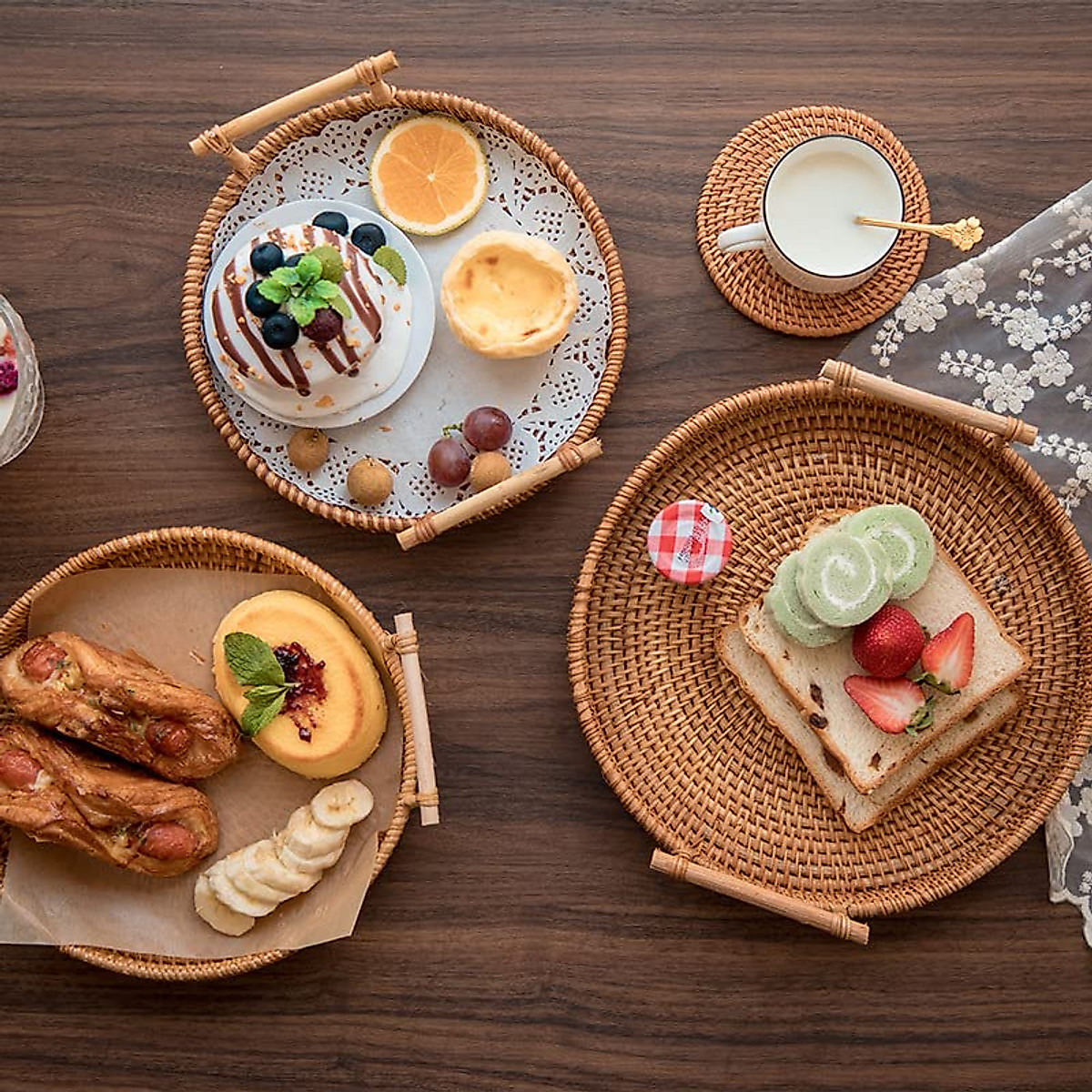 YANGQIHOME Rattan Round Bread Serving Basket Handcrafted Bread Serving Tray Platter with Wooden Handle (11 inch / 28cm)