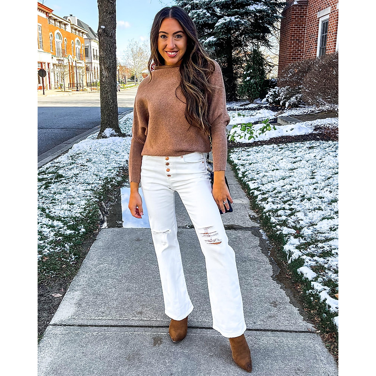 LookbookStore Womens Casual Denim High Waisted Wide Leg Jeans Button Fly Fall Attire Trendy Brilliant White Size Medium Fits 8-10