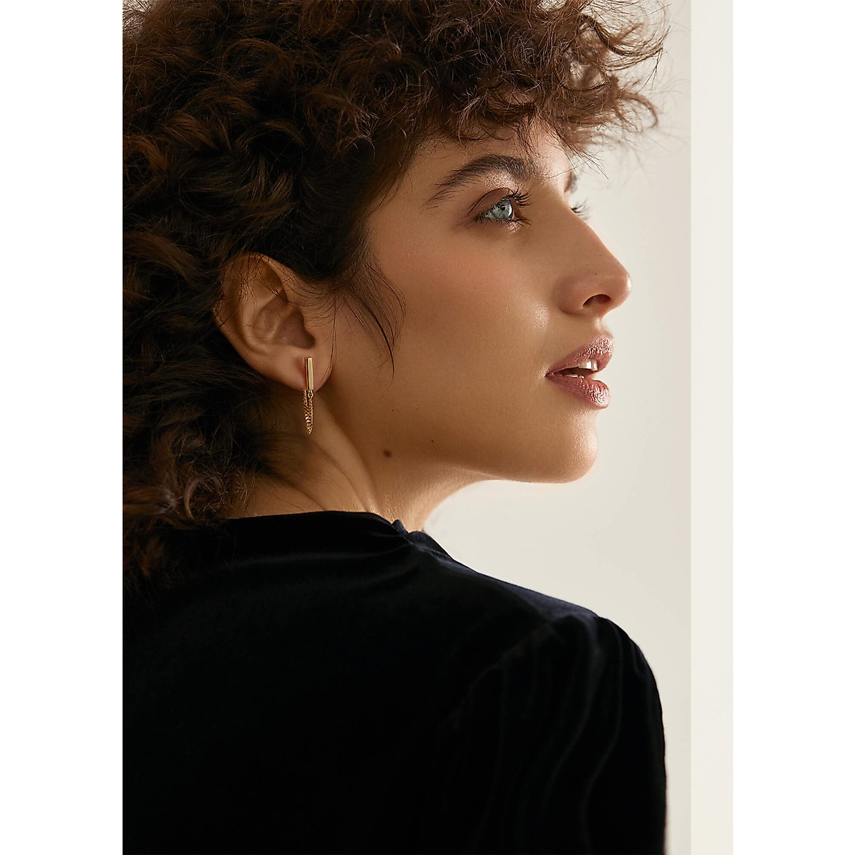 Chain Earrings for Women Gold Dangle Earrings For Women Girls Hypoallergenic Gold Plated Earrings for Women Sterling Silver Gold Stud Earrings for Women (14K Gold)