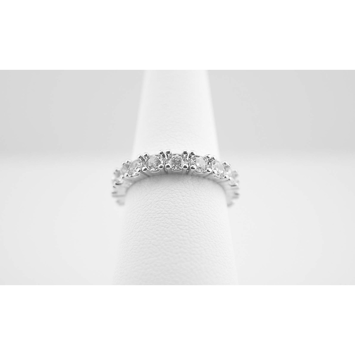 ORENTINI 18K White Gold Plated Cubic Zirconia 4x4MM Square Princess Cut Eternity Ring Band for Women Men