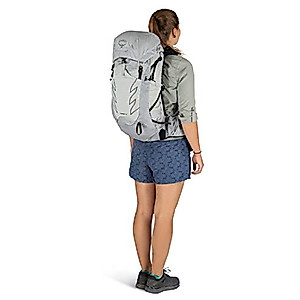 Osprey Tempest 30L Women's Hiking Backpack with Hipbelt, Aluminum Grey, WXS/S