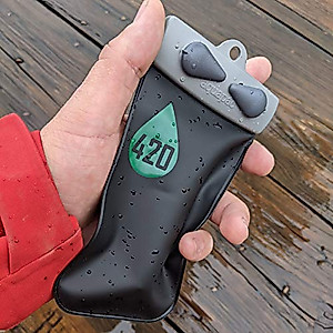 Aquapac Waterproof Stash Pouch, Made in the UK, Carry Cord, Travel Essential, 5 Year Warranty, Watersports, Hiking, Mountain Biking, Running Accessory