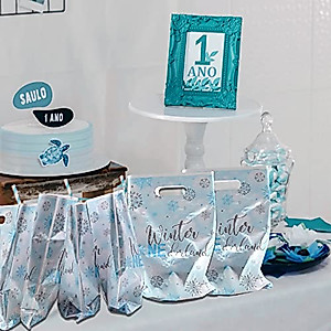 100Pcs Winter Gift Bags-Winter Onederland Baby Shower Decorations Snowflake Plastic Bags Winter Frozen Party Favor Winter Onederland 1st Birthday Bags(Winter Blue)