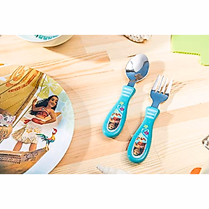 Zak Designs Moana Dinnerware Set Includes Plate, Bowl, Water Bottle, and Utensil Tableware, Made of Durable Material and Perfect for Kids (Moana and Maui, 5 Piece Set, BPA Free)
