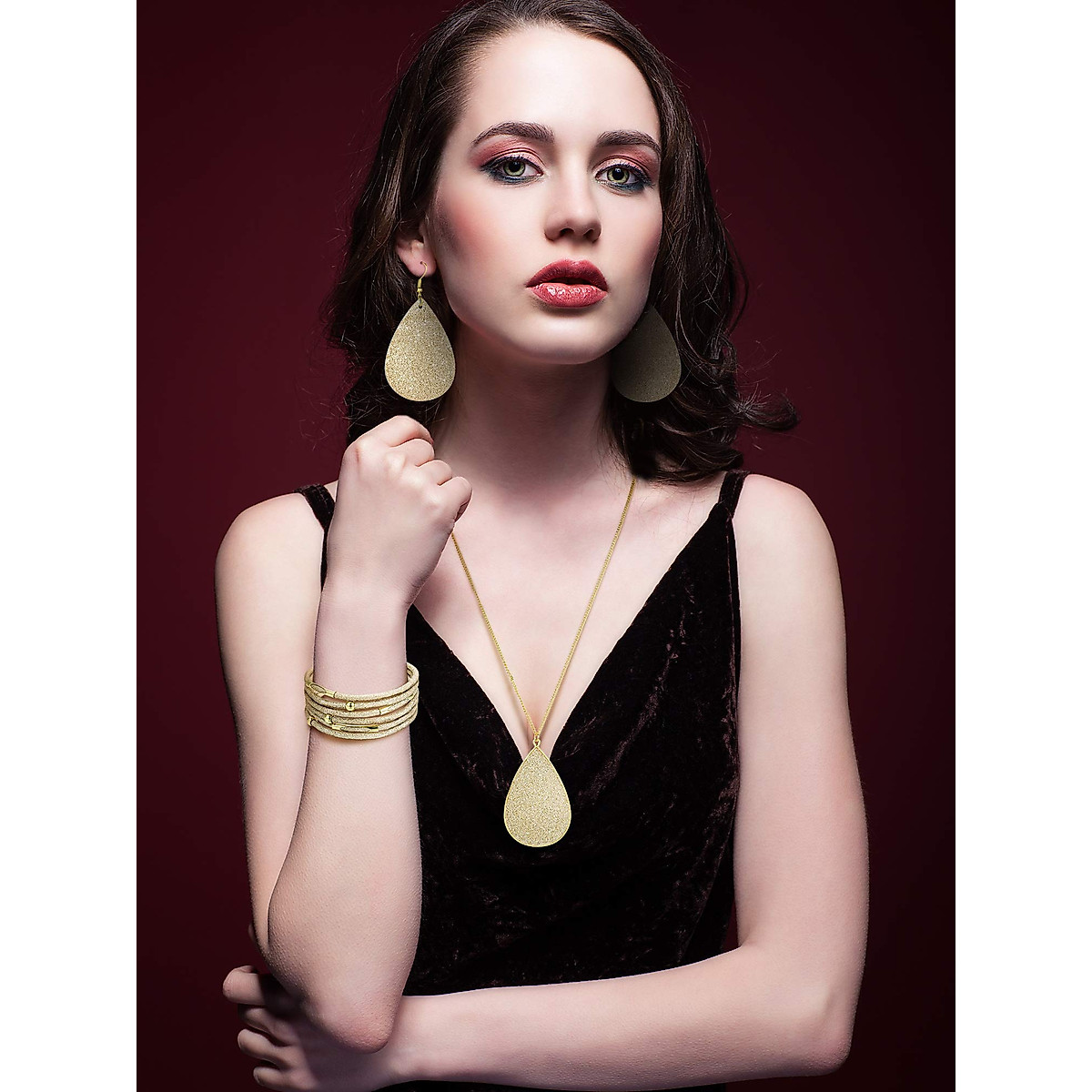 Hicarer 4 Pieces Women's Glitter Jewelry Set Bridal Wedding Multi-Layer Bracelet Faux Leather Dangle Earrings Necklace (Gold)