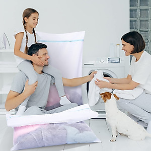 Windyun 4 Pieces Jumbo Mesh Laundry Bags, 43 x 35 and 24 x 32 Inches Large Mesh Wash Bags Zippered Garment Bag for Washing Machine Garment Dirty Clothes Washer Dryer Net Protector