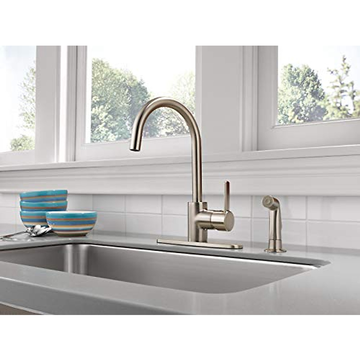 Peerless Precept Single-Handle Kitchen Sink Faucet with Side Sprayer, Stainless P199152LF-SS