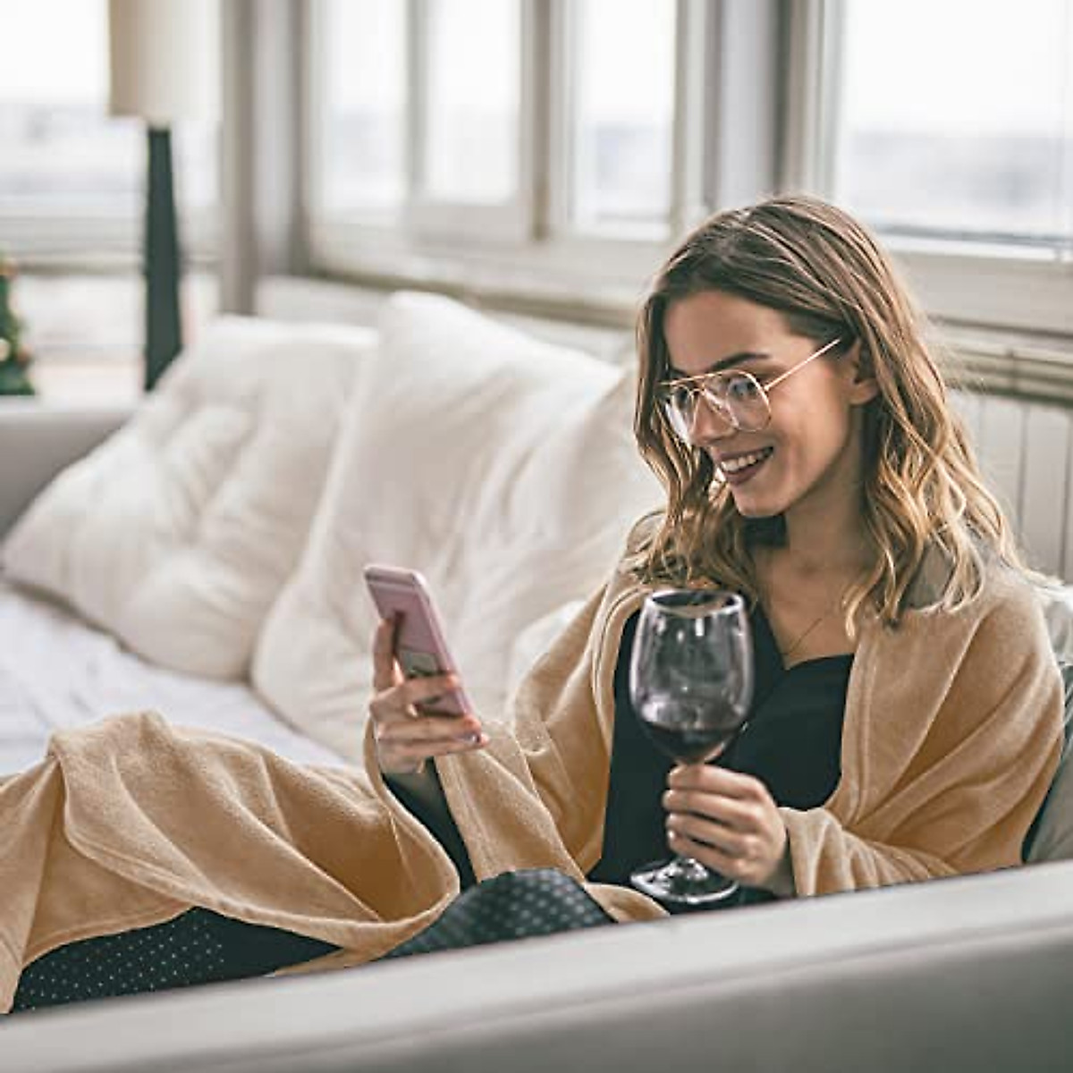 Vellux 1B07031 Original Insulating Core Hotel Style Solid blanket Machine Washable Soft Cozy Warm Thermal Durable Pet Friendly All Seasons Layering Bed Sofa Blankets, Full Queen, Beige