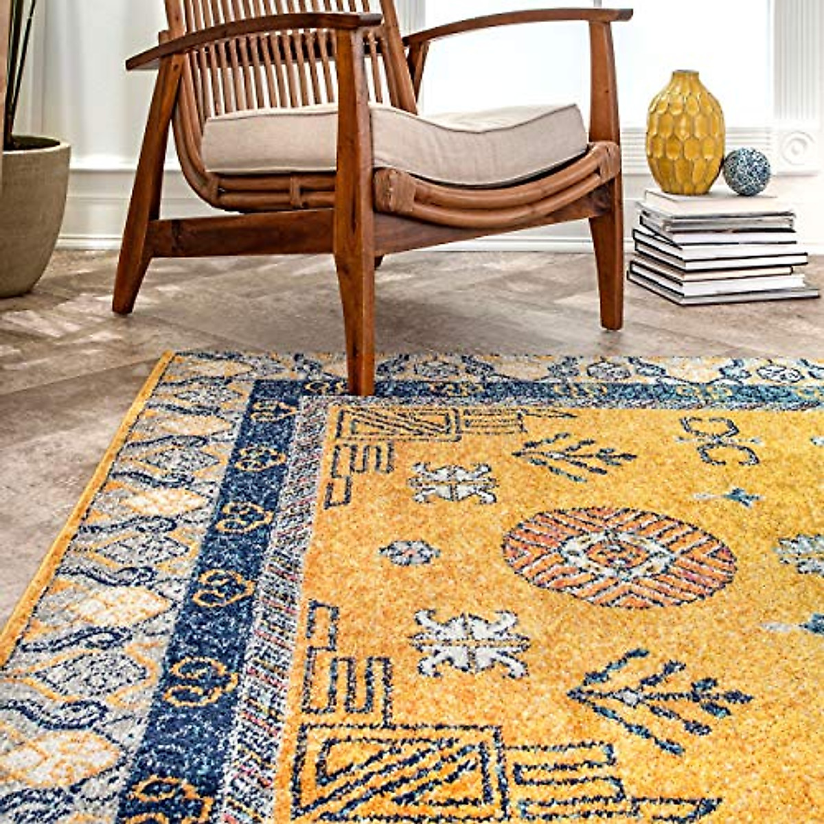 nuLOOM Motif Border Area Rug, 5' x 7' 5", Yellow
