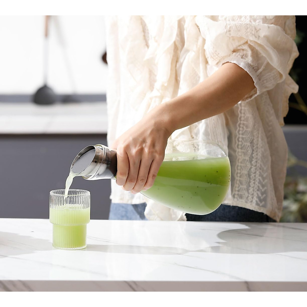 50 Ounces Borosilicate Glass Carafe with Lid, Drip-free Glass Pitcher for Hot/Cold Water, Ice Tea and Lemonade Beverage