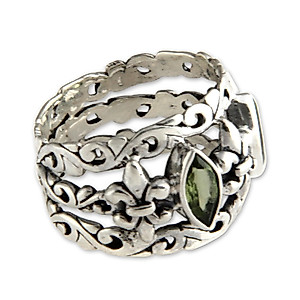 NOVICA Artisan Handmade Peridot Multistone Ring Sterling Silver from Indonesia Green Band Birthstone [ring Front 0.6 in L x 0.8 in W x 0.1 in H Band Width 9 mm W] ' Splendor in Green'