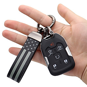 Elegananccy Black American USA Flag Car Keychain with Zinc Alloy Ring, Men Car Accessories