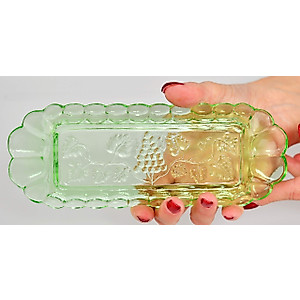 HOME-X Depression Style Glass Butter Dish with Lid and Grape Pattern, Retro Kitchen Decor, Wedding Gift