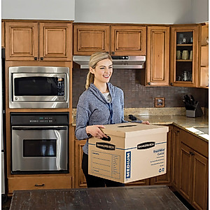 Bankers Box SmoothMove Classic Moving Boxes, Tape-Free Assembly, Easy Carry Handles, Medium, 18 x 15 x 14 Inches, 20 Pack (8817202)