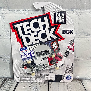 Tech Deck Rare Ultra Rare Series Skateboard Company 96mm Single Fingerboard (Styles Vary)