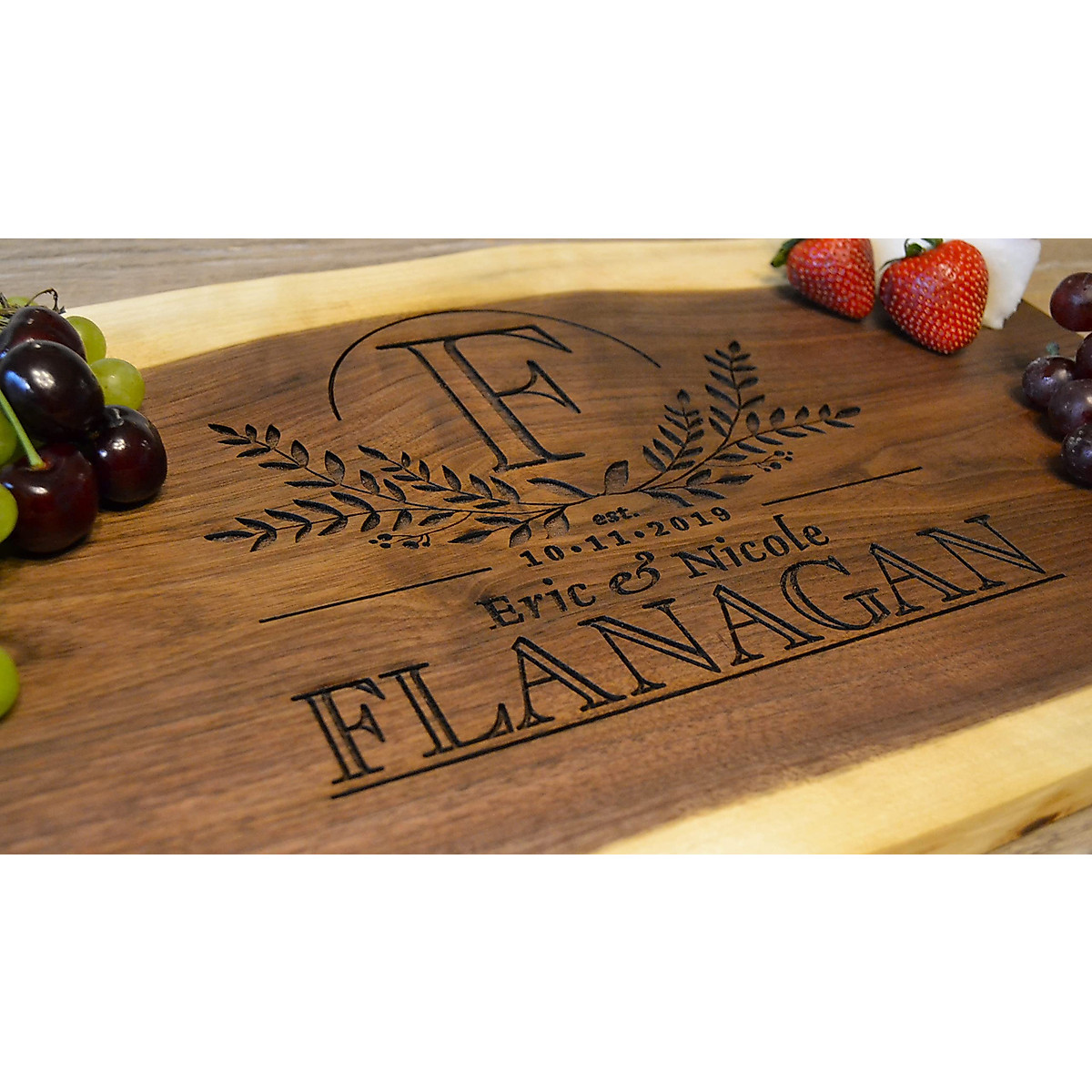Personalized Cutting Board Wedding Gift – Walnut Live Edge Wood Customized Monogramed Bride Groom Unique Engraved Rustic Elegance Display Newlywed Couple Parents Anniversary Housewarming Christmas