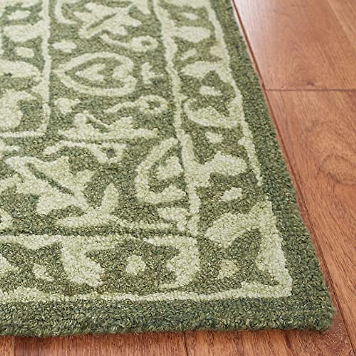 Safavieh Dip Dye Collection Area Rug - 5' x 8', Green, Handmade Oriental Diamond Wool, Ideal for High Traffic Areas in Living Room, Bedroom (DDY151Y)